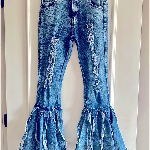 Boutique | Jeans | Custom Boutique Bell Bottom Jeans Very Unique One Of ...